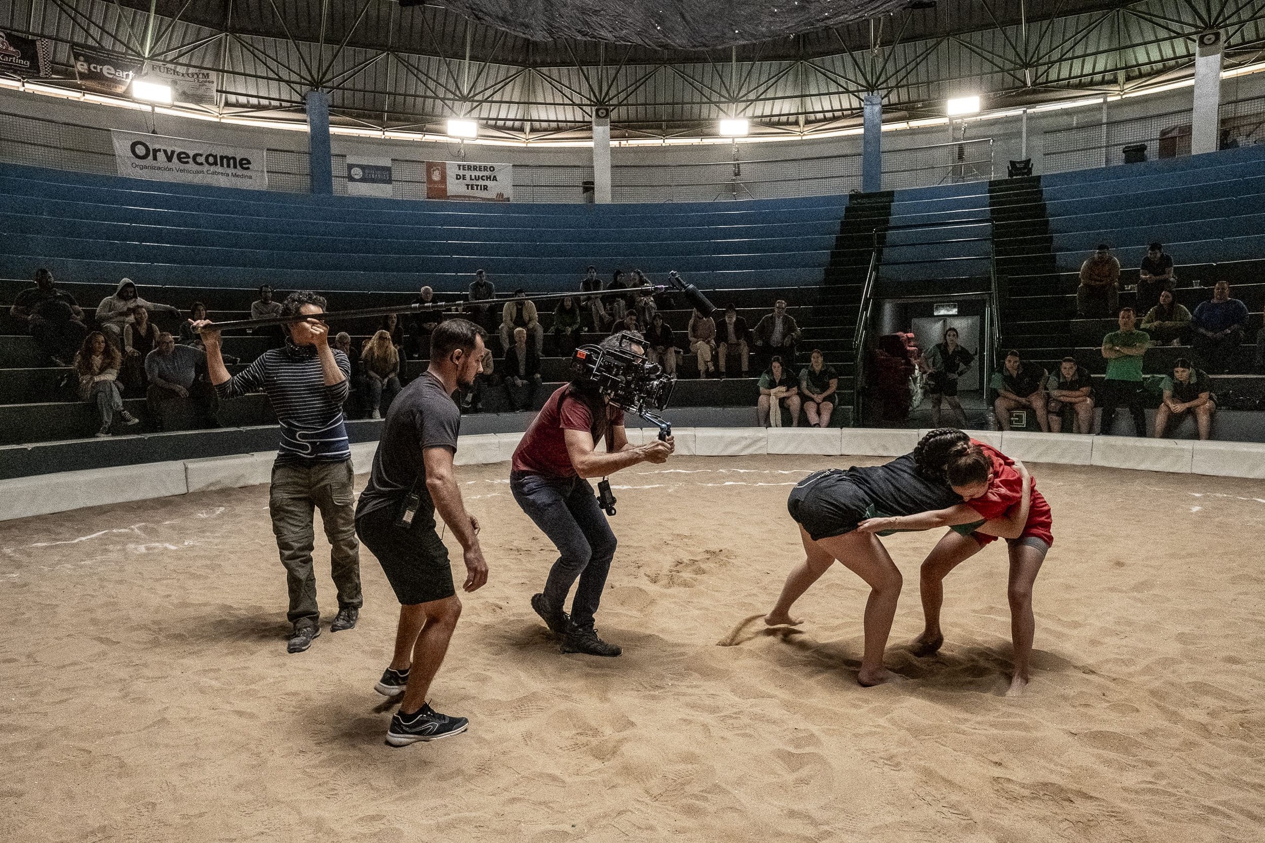 José Alayón y Mauro Herce ruedan el largometraje 'La Lucha' - Camera ...