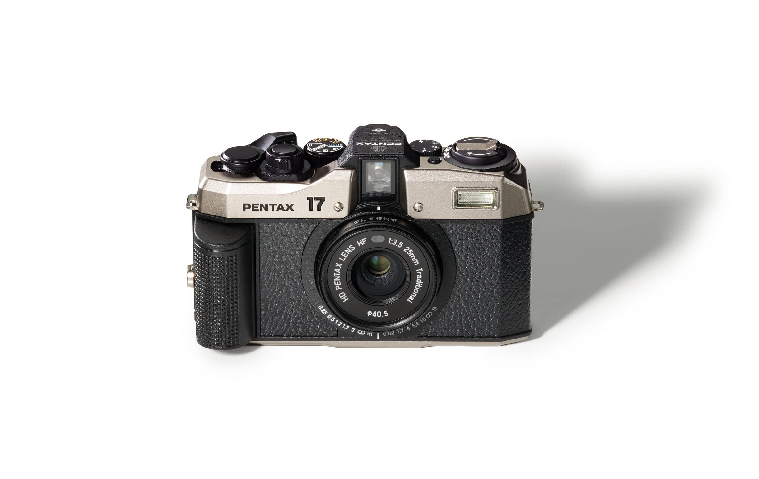 Pentax 17, la nueva cámara de medio formato creada para reencontrarse ...