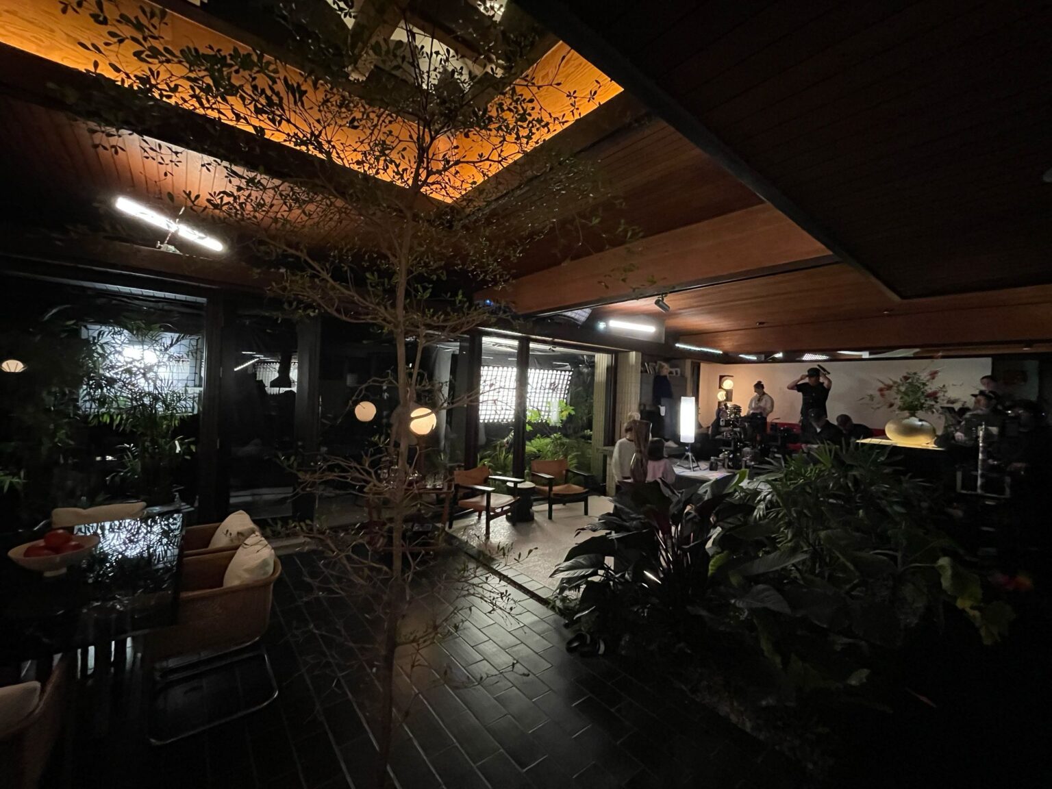 El director de fotografía Jamie Ramsay utilizó fuentes de Astera para ...